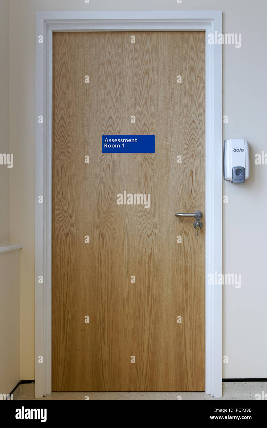 Clinical assessment hi-res stock photography and images - Alamy