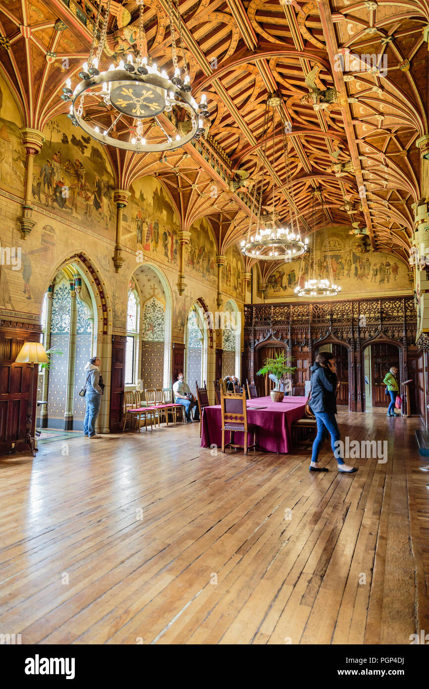 The Banqueting Hall in Cardiff Castle (Castell Caerdydd), Cardiff ...