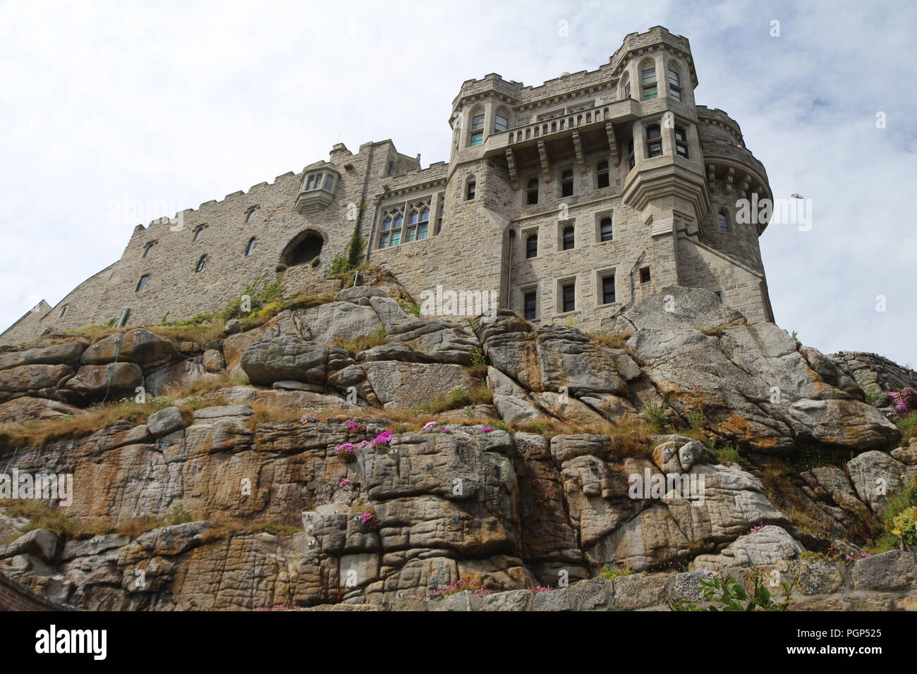 Typical cornwall architecture hi-res stock photography and images - Alamy