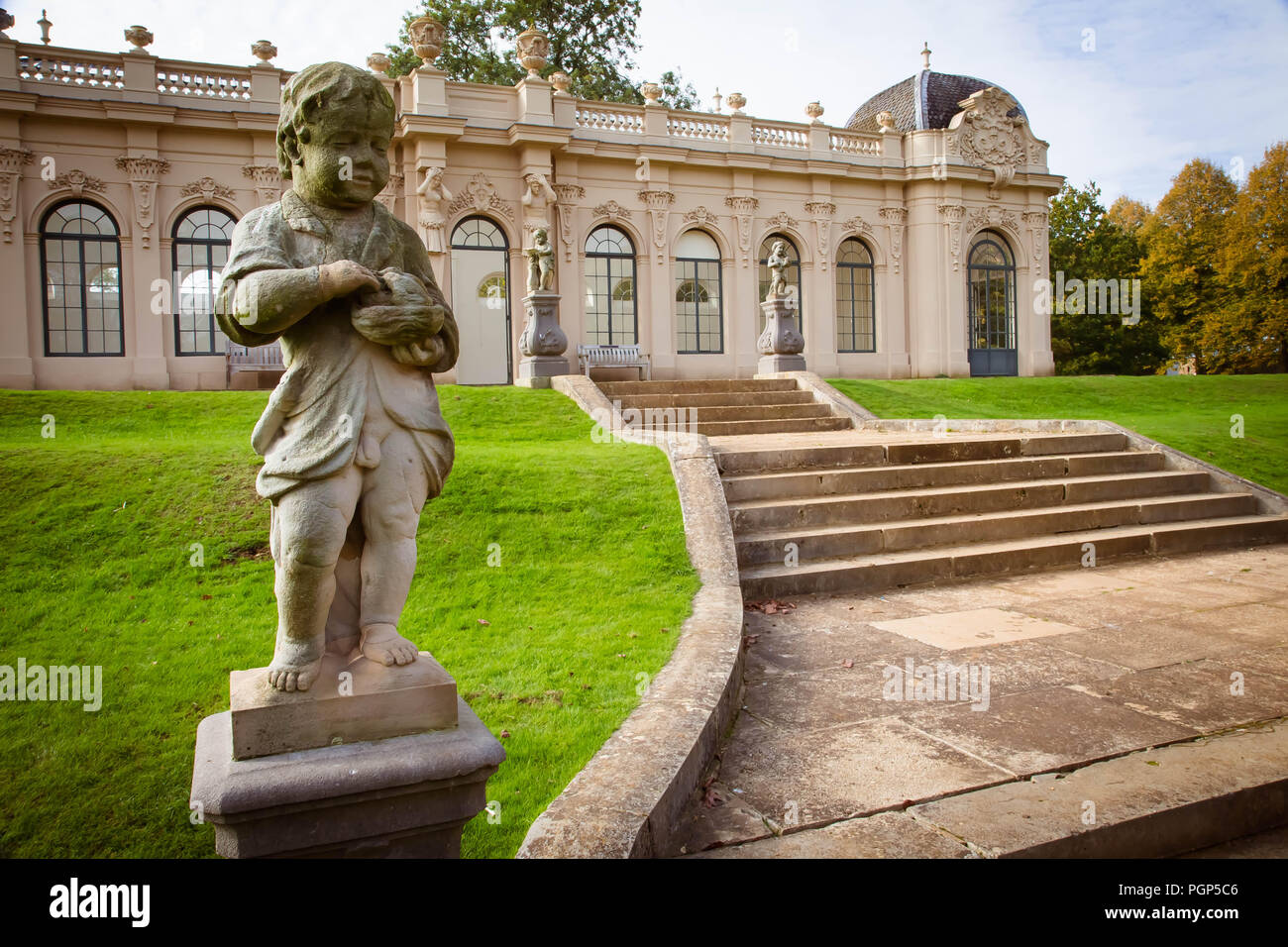 Wrest park silsoe bedfordshire hi-res stock photography and images - Alamy