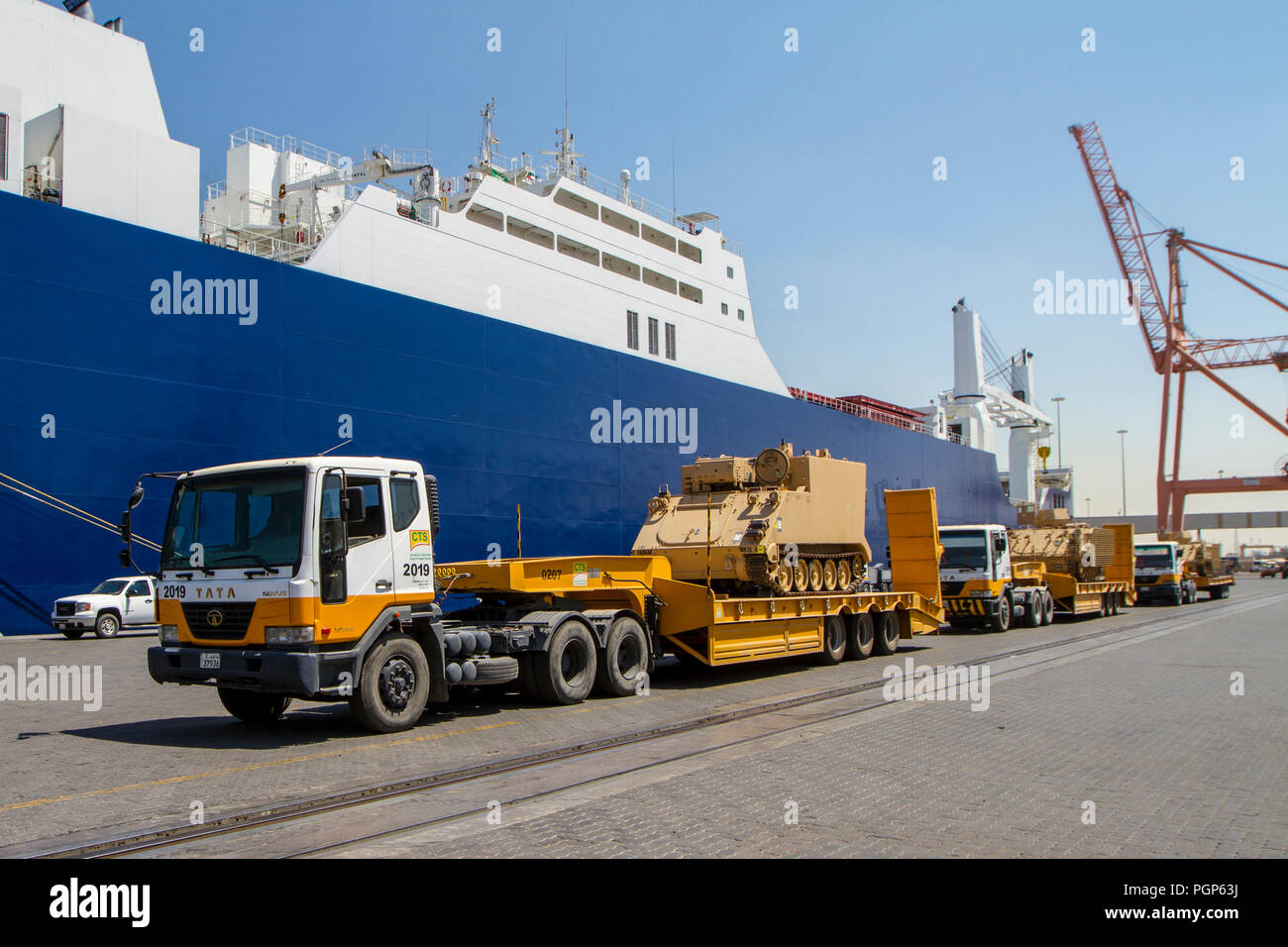 Port of shuaiba hi-res stock photography and images - Alamy
