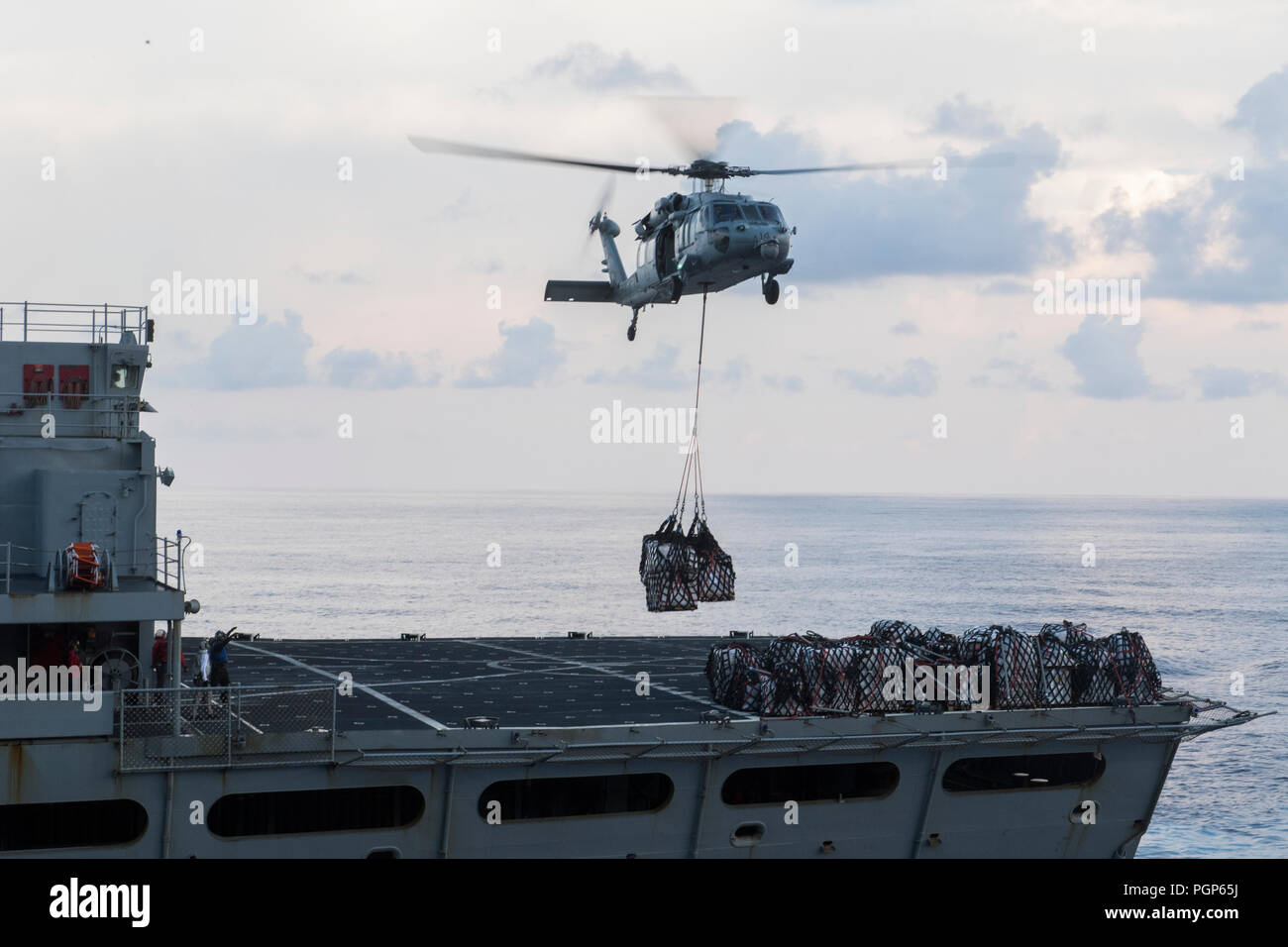180824-N-TT202-076 ATLANTIC OCEAN (Aug. 24, 2018) An MH-60S Sea Hawk ...