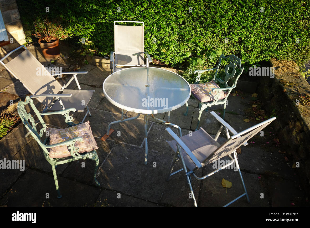 Pretty cottage in Sheffield, Yorkshire, England Stock Photo - Alamy