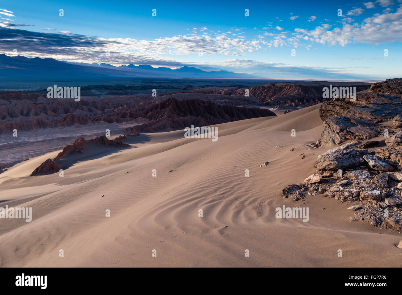 Valle de la Muerte (Death Valley): a valley where gigantic dunes and ...