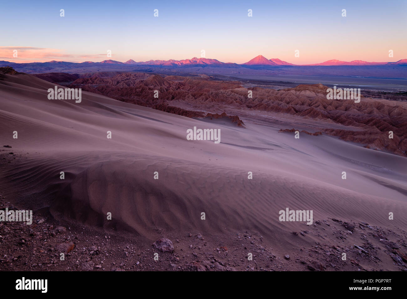 Valle de la Muerte (Death Valley): a valley where gigantic dunes and ...