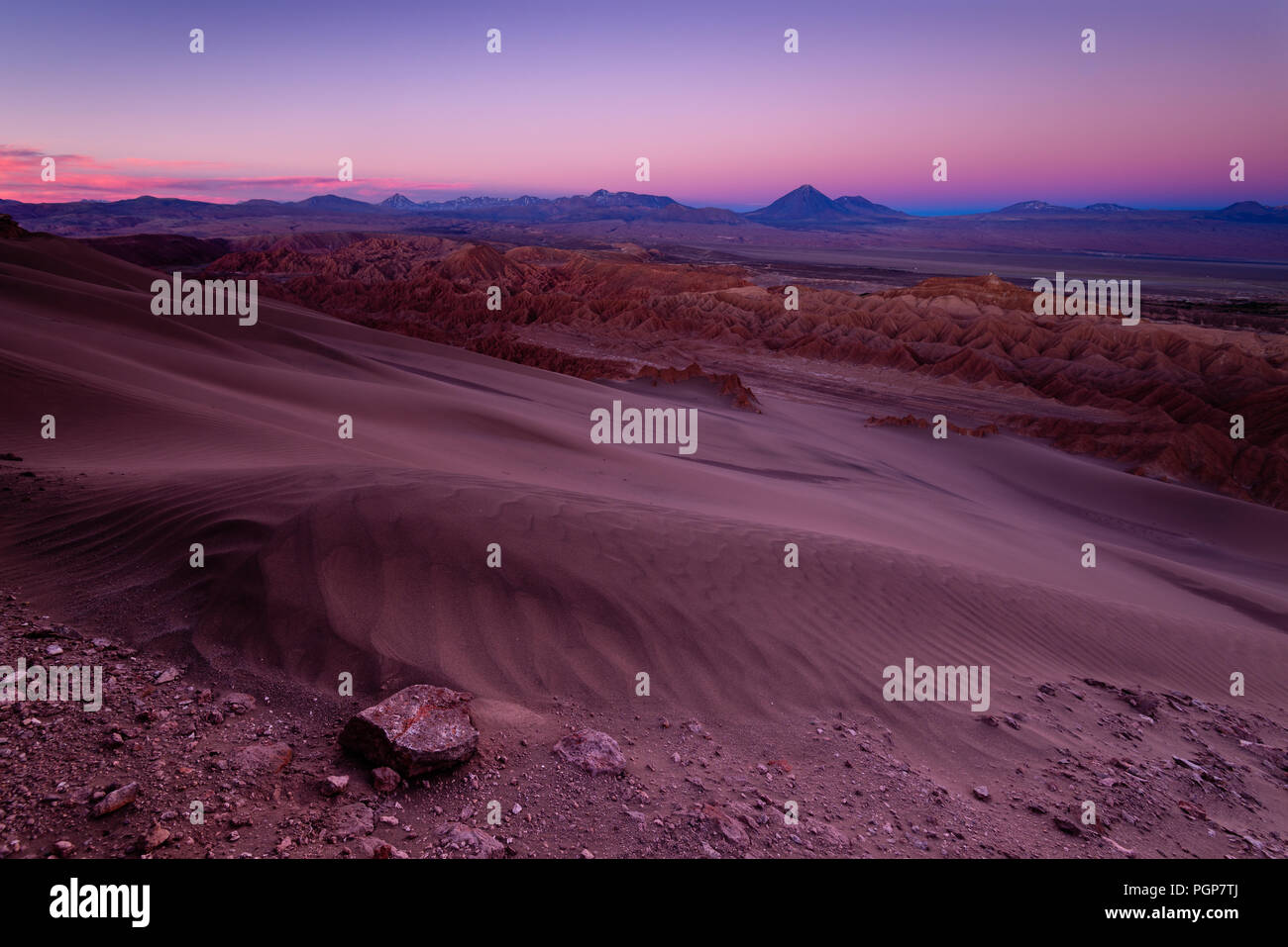 Valle de la Muerte (Death Valley): a valley where gigantic dunes and ...