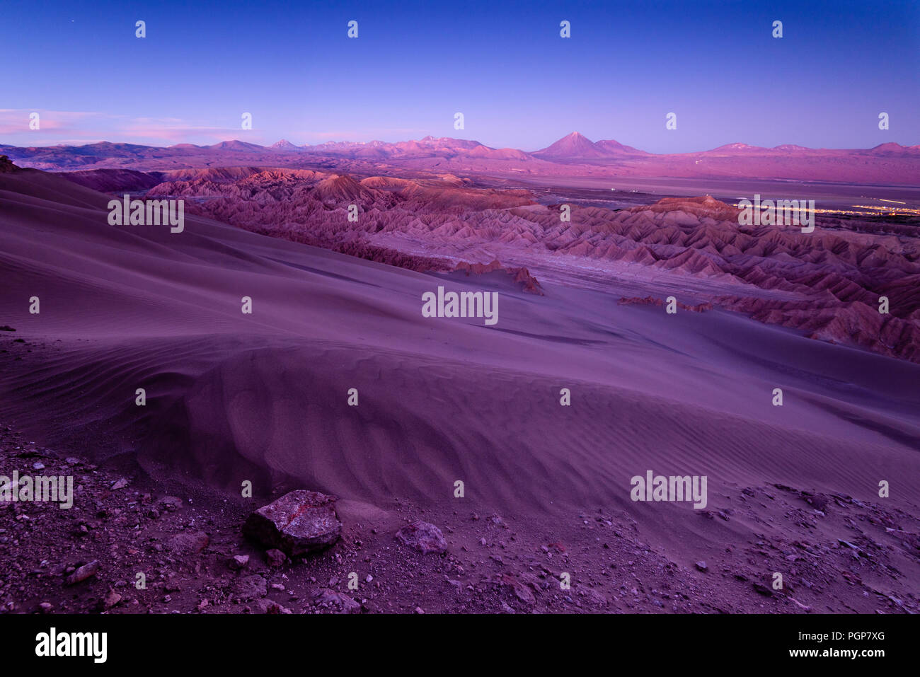Valle de la Muerte (Death Valley): a valley where gigantic dunes and ...
