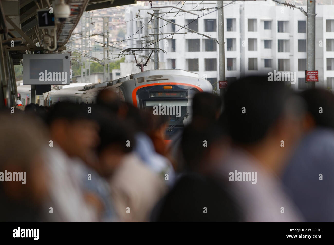 Mumbai Metro train interior and exterior. Comfortable, modern , fast ...