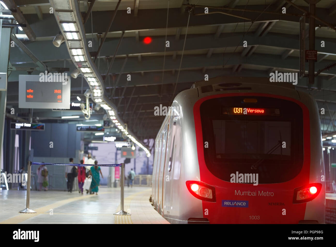 Mumbai Metro train interior and exterior. Comfortable, modern , fast ...