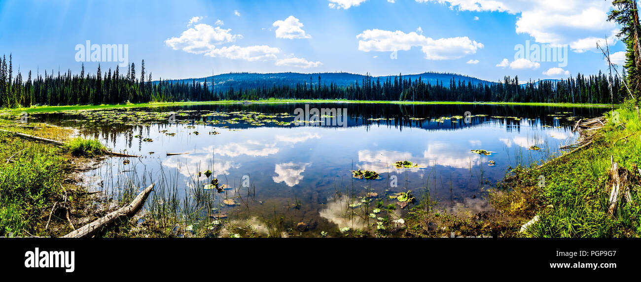 Little mcgillivray lake hi-res stock photography and images - Alamy