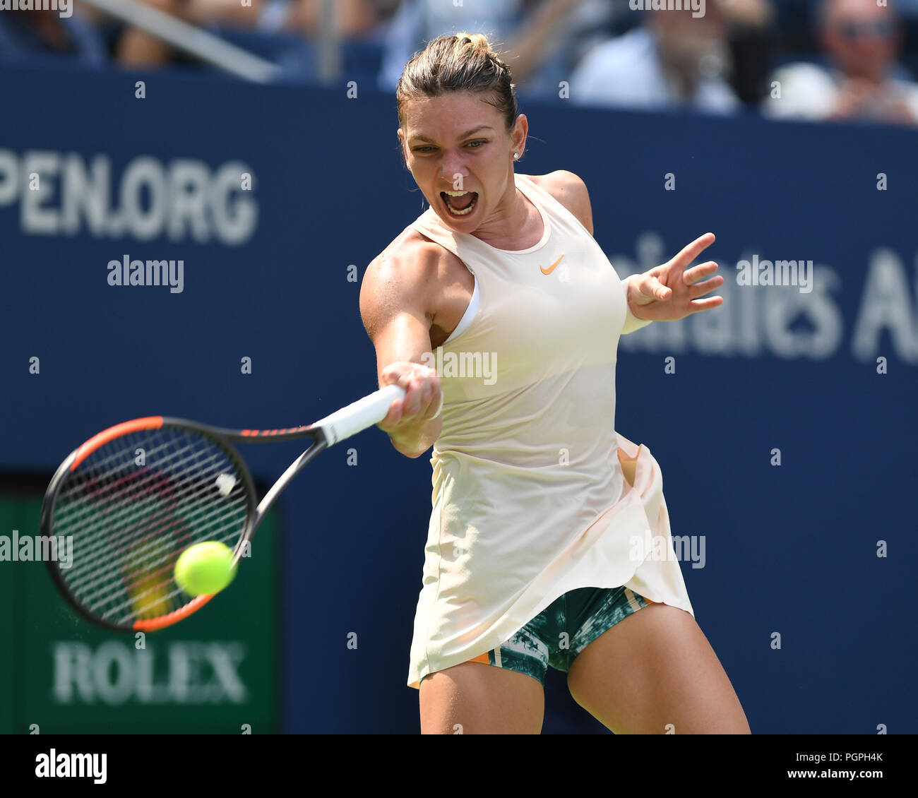 Flushing NY, USA. 27th Aug, 2018. Simona Halep Vs Kaia Kanepi on Louis ...