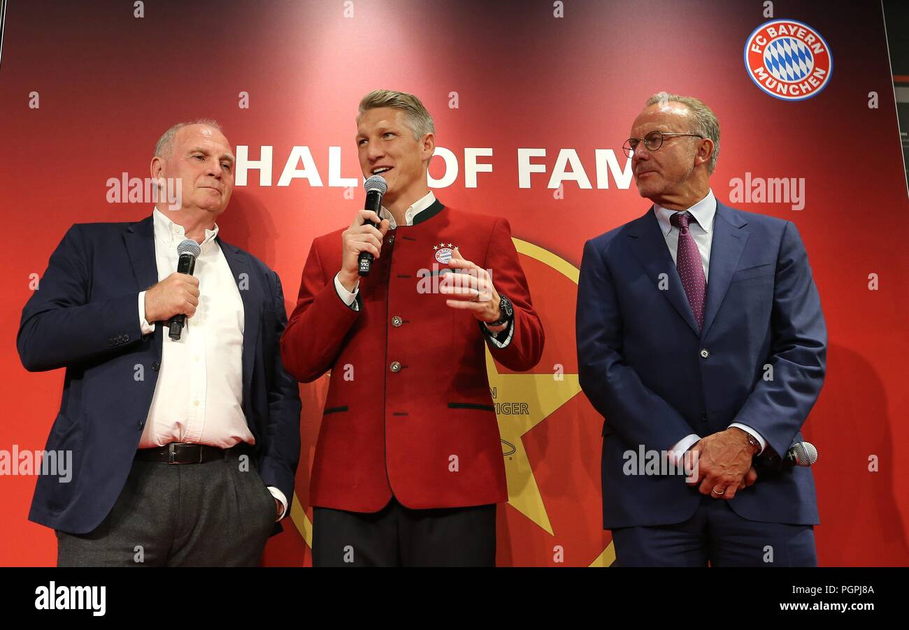 Uli figure hi-res stock photography and images - Alamy