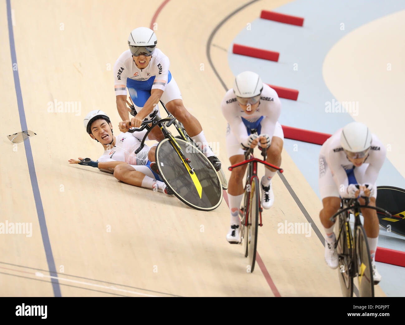 28th Aug, 2018. Ruptured dream South Korean racers Min Kyeong-ho (L ...