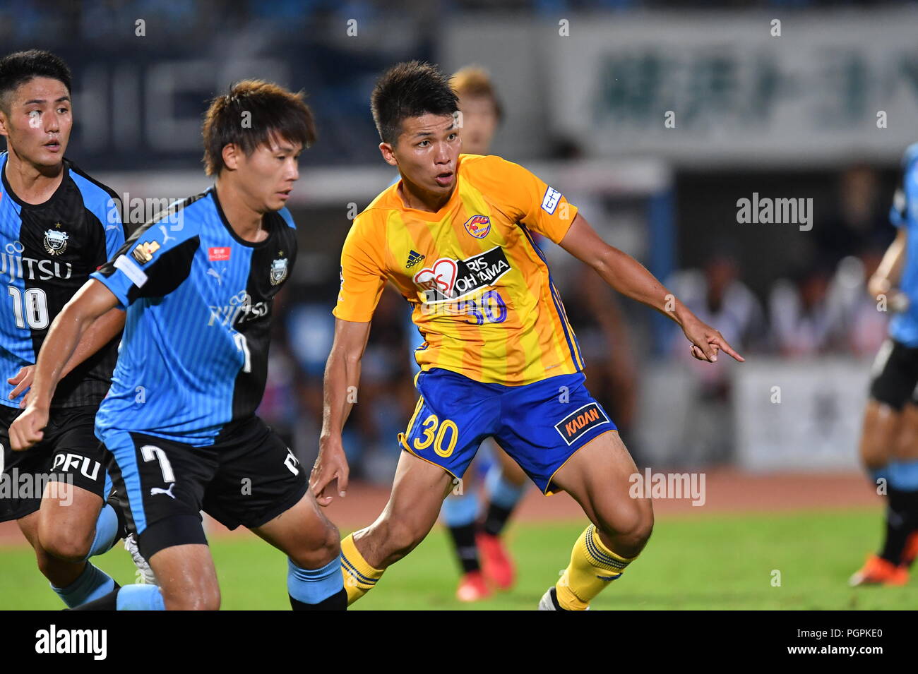 Kanagawa, Japan. 25th Aug, 2018. Shintaro Kurumaya (Frontale), Takuma ...