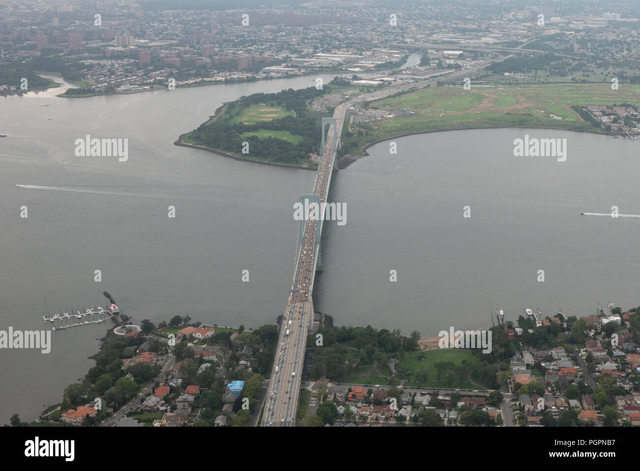 Bronx whitestone bridge hi-res stock photography and images - Alamy