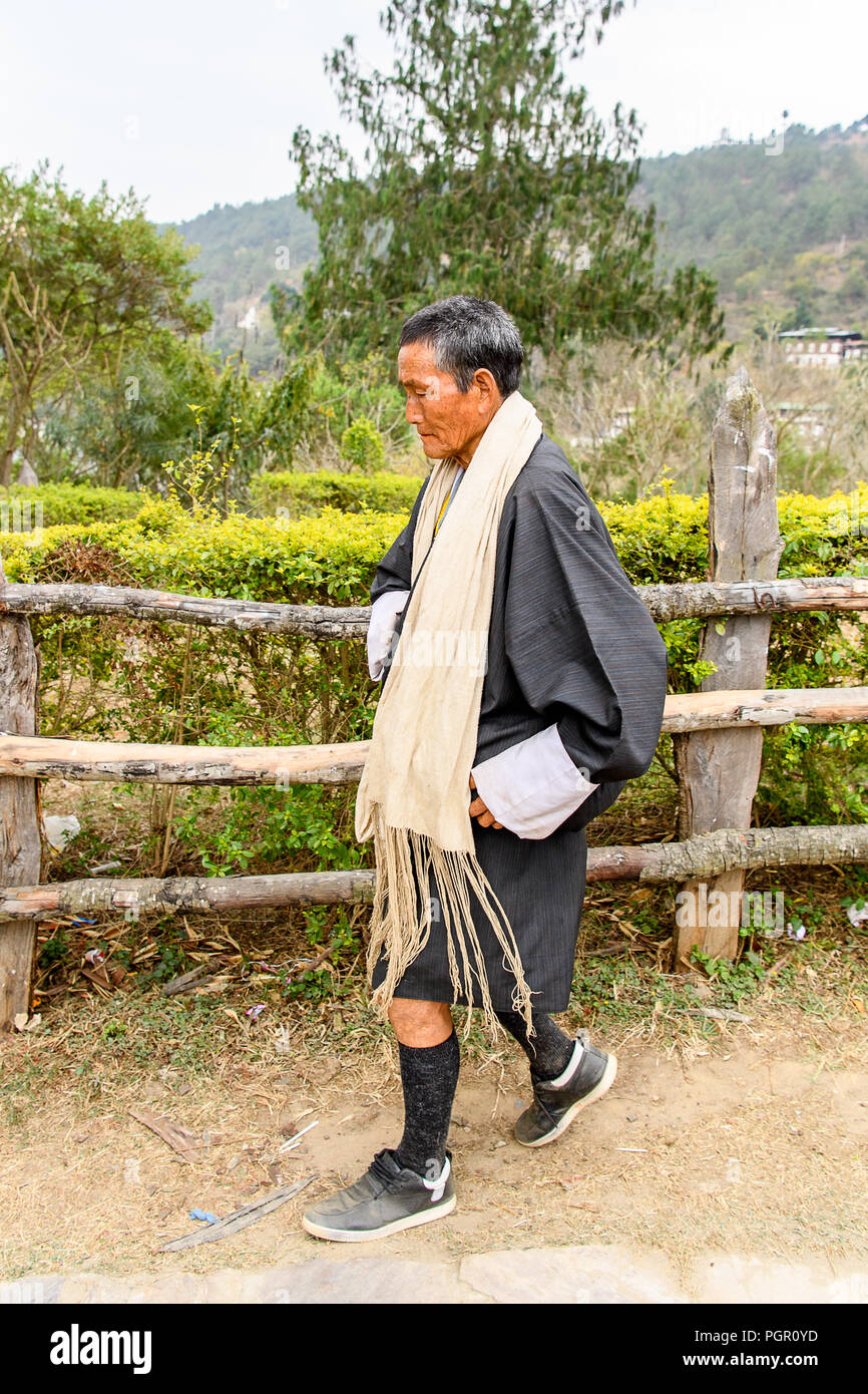 Bhutanese man in traditional clothes hi-res stock photography and ...