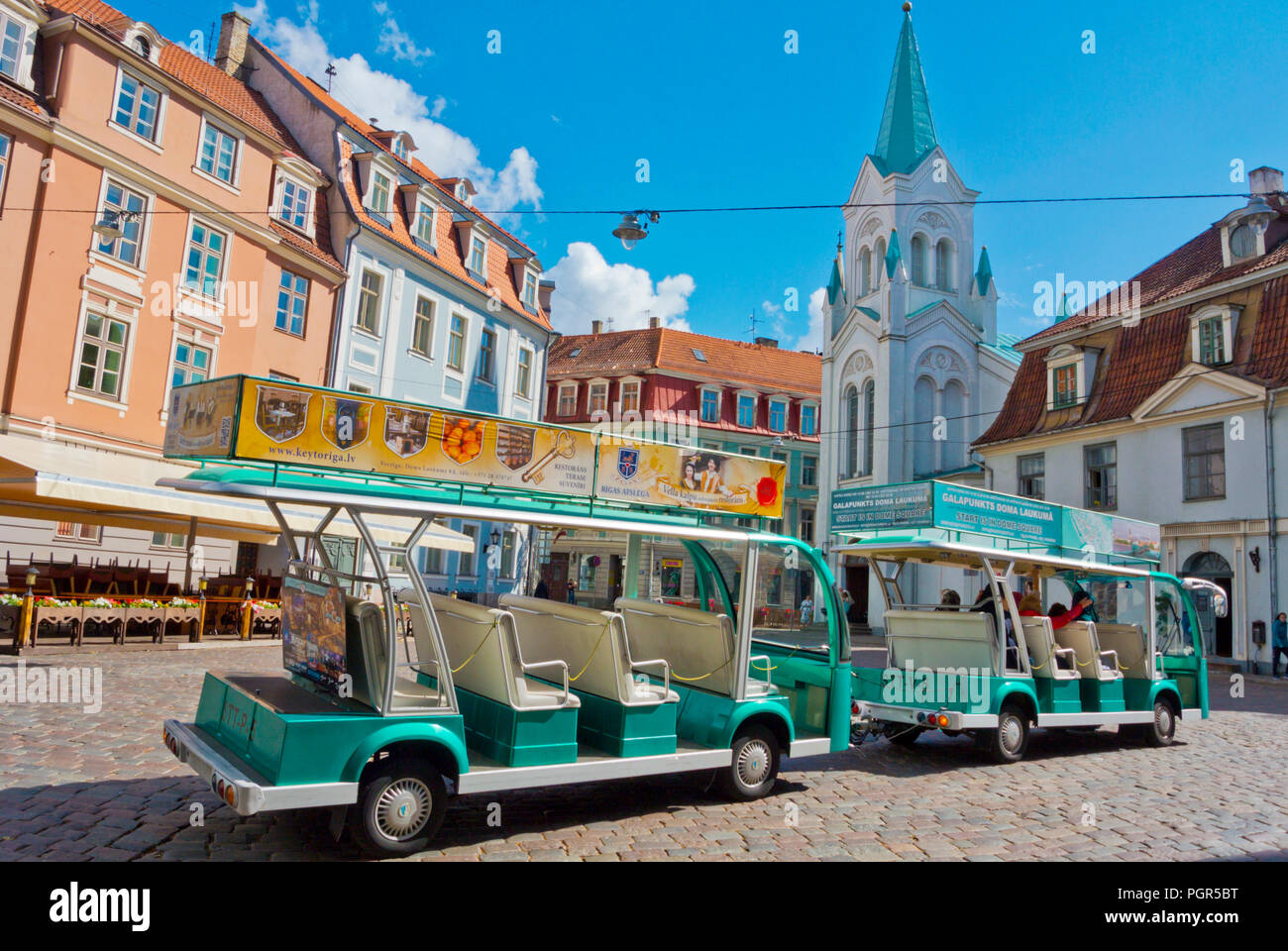 Electrobus, sightseeing tour, at Pils laukums, old town, Riga, Latvia ...