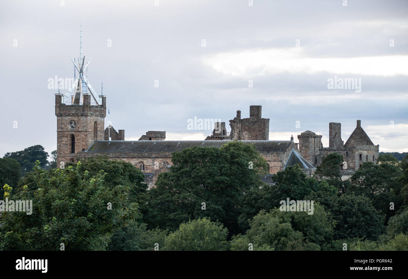 St Michaels church of Linlithgow, with it's modern steel steeple, and ...