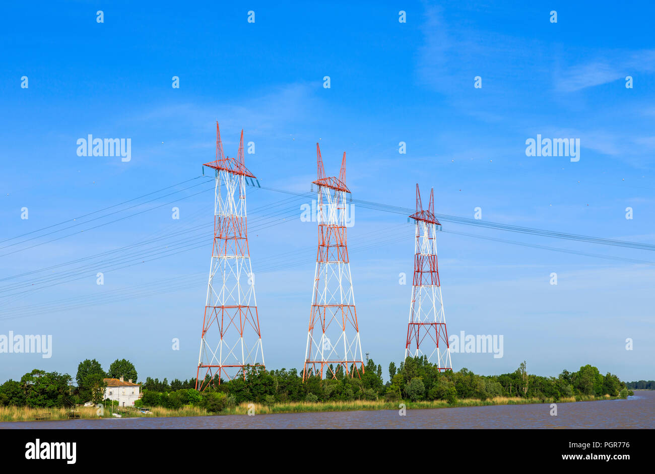 Electricity pylons france hi-res stock photography and images - Alamy