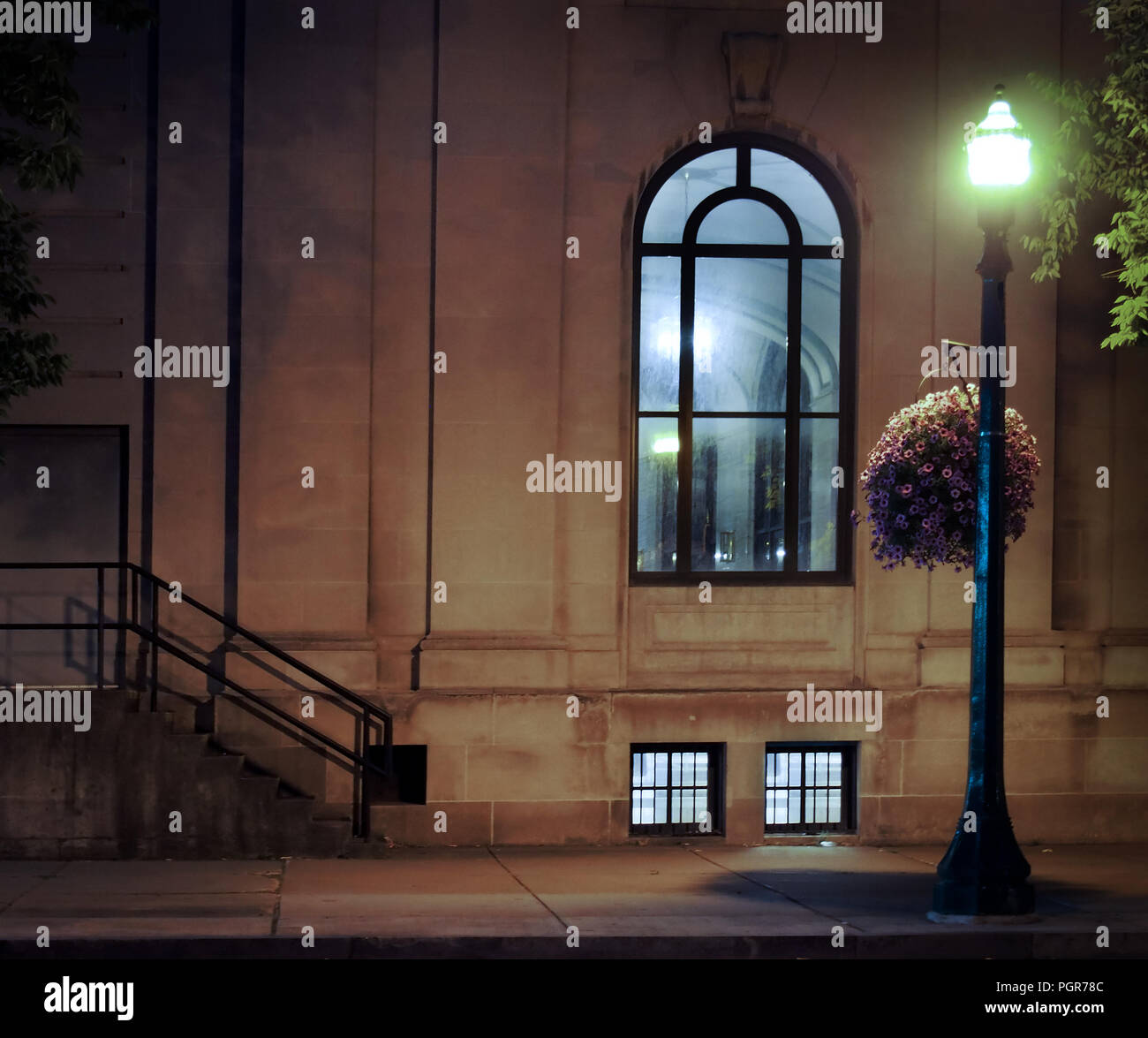 Quiet city street at night Stock Photo - Alamy