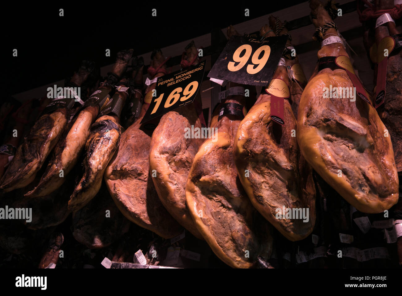 Jamon store, Barcelona Stock Photo - Alamy