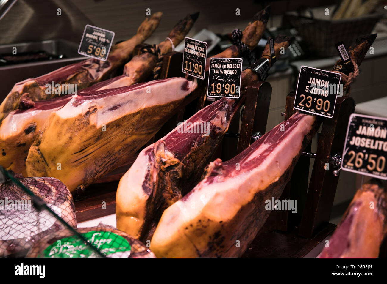 Jamon store, Barcelona Stock Photo - Alamy