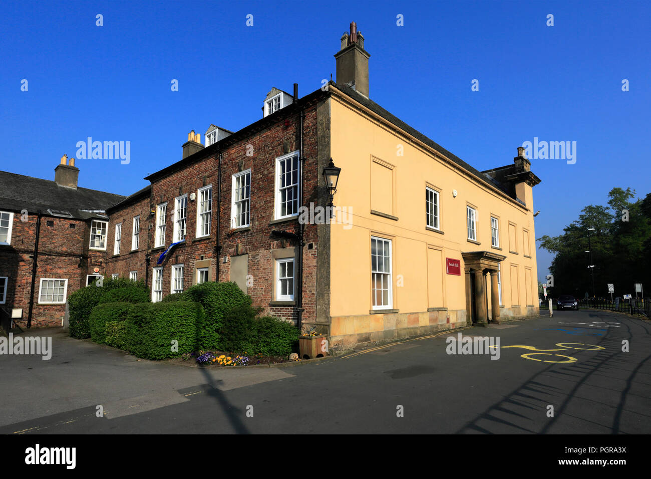 Bedale market hi-res stock photography and images - Alamy