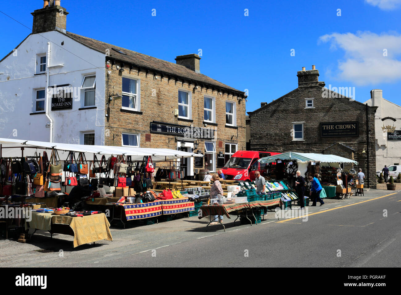 Market day in hawes town hi-res stock photography and images - Alamy