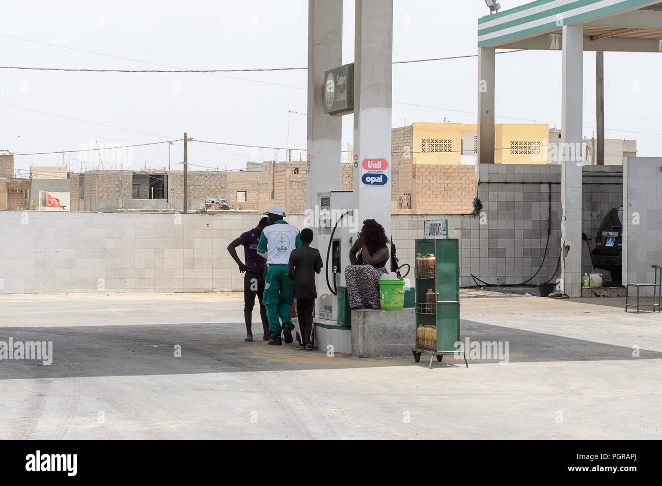 Senegal dakar gas hi-res stock photography and images - Alamy
