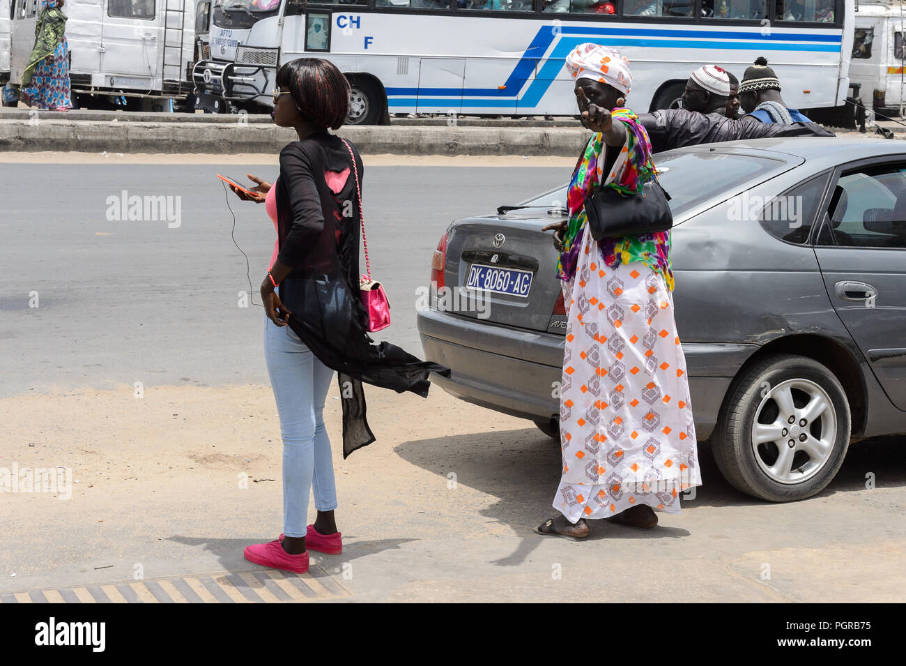 LAC ROSE reg., SENEGAL - APR 27, 2017: Unidentified Senegalese women ...