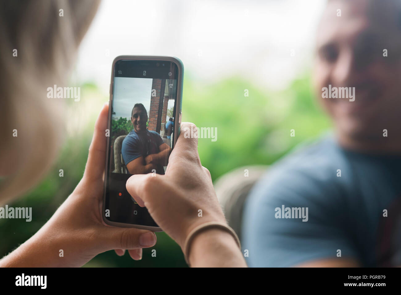 Snaps app hi-res stock photography and images - Alamy