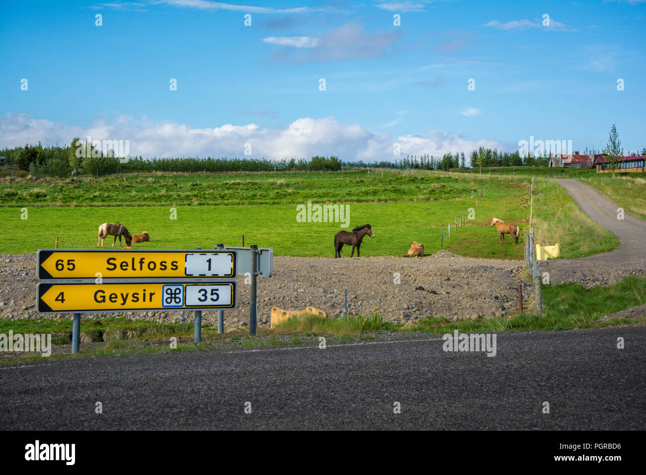 Icelandic traffic signs hi-res stock photography and images - Alamy