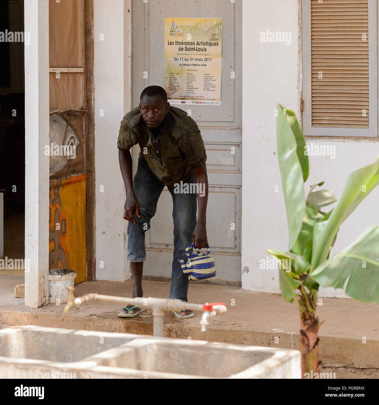 Senegal dakar arts hi-res stock photography and images - Alamy