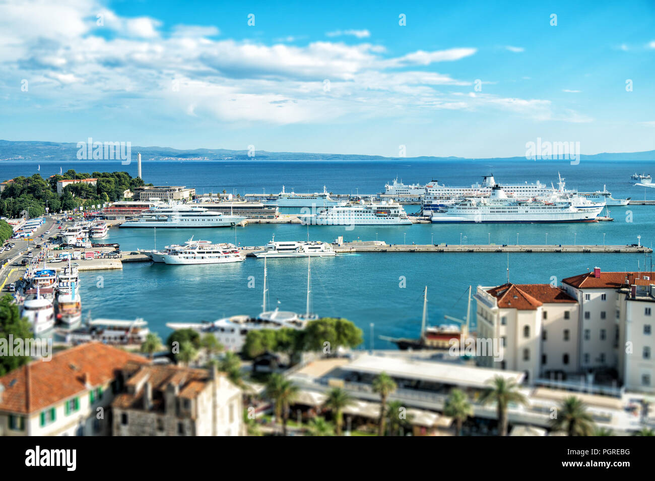 Ferry port of split hi-res stock photography and images - Alamy