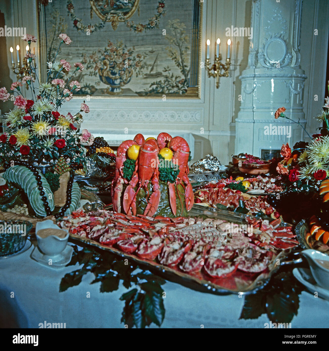 1970s wedding buffet hi-res stock photography and images - Alamy