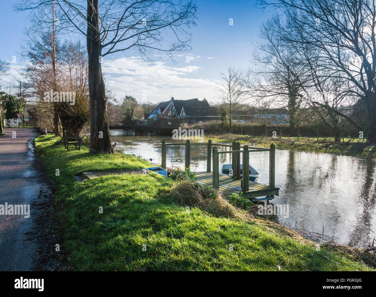 River stour kent winter hi-res stock photography and images - Alamy