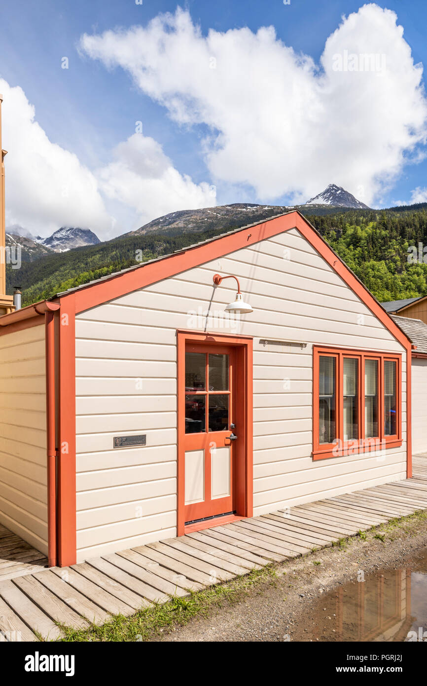 A crib of 1900 just off the main street in Skagway, Alaska USA Stock ...