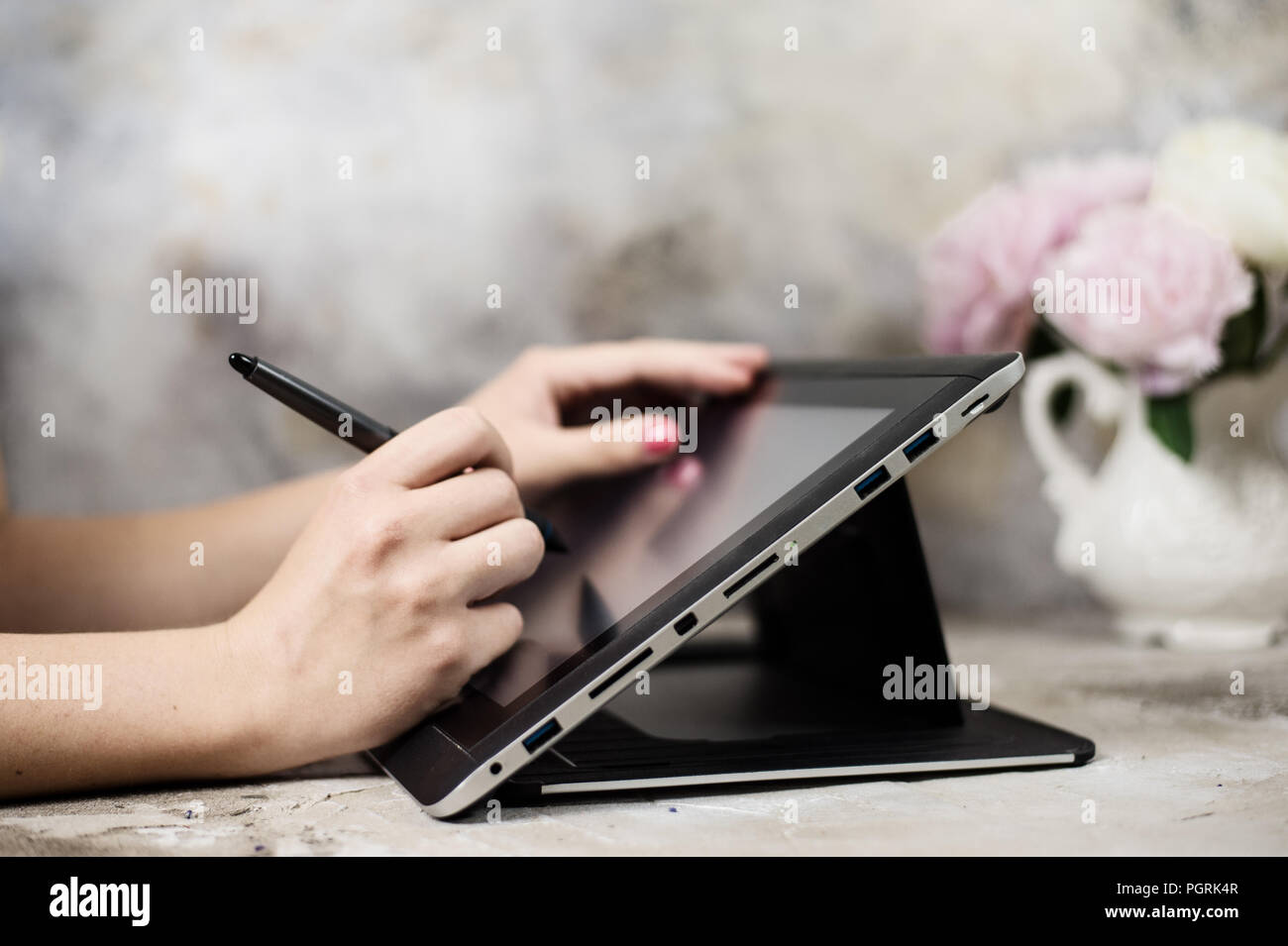 Hand retouching hi-res stock photography and images - Alamy