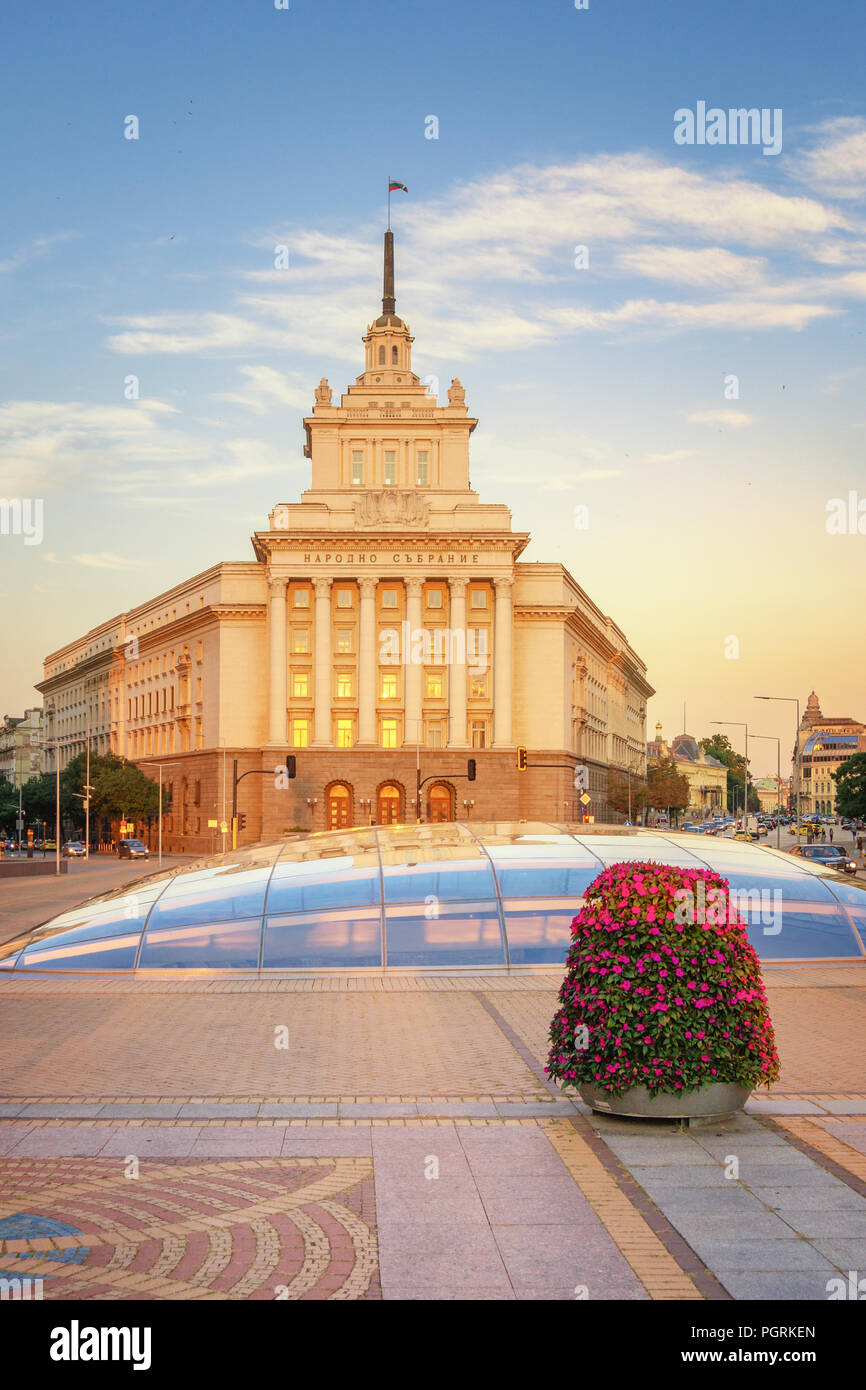 Bulgaria square hi-res stock photography and images - Alamy
