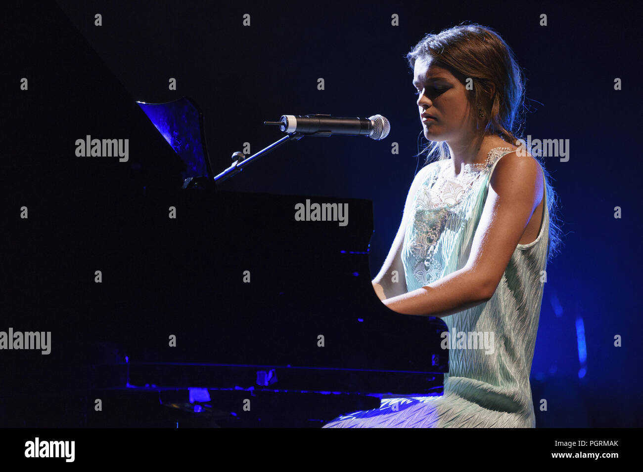 Amaia romero singer hi-res stock photography and images - Alamy