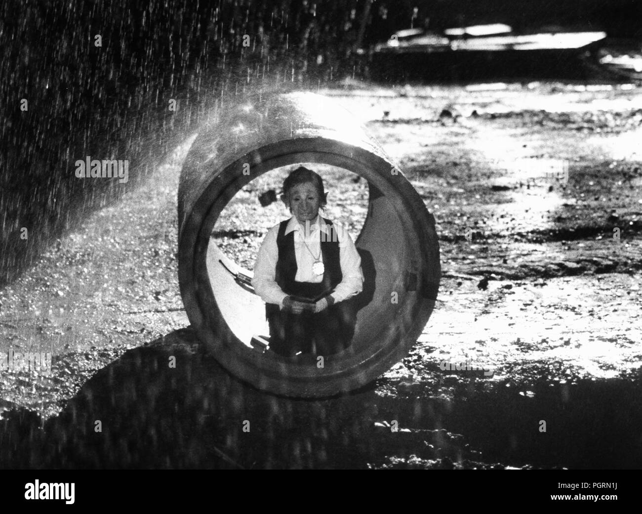 Ratboy, USA 1986, Regie: Sondra Locke, Darsteller: Sharon Baird Stock ...