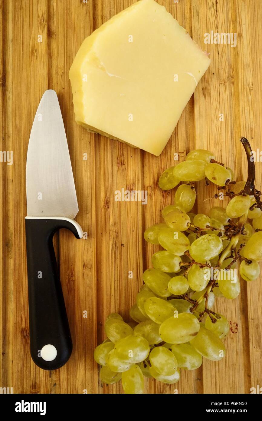 Fresh Green Grapes and Regato Cheese Stock Photo - Alamy