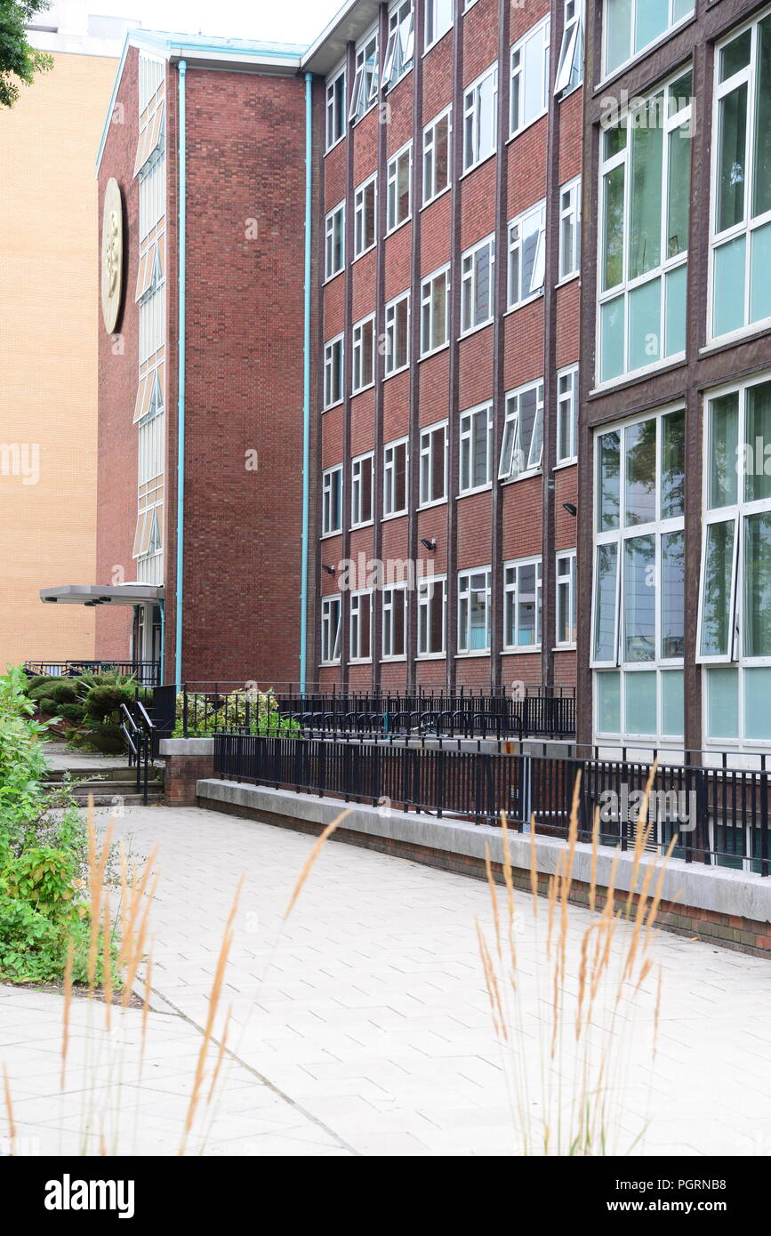 Manchester University Main Campus High Resolution Stock Photography and ...