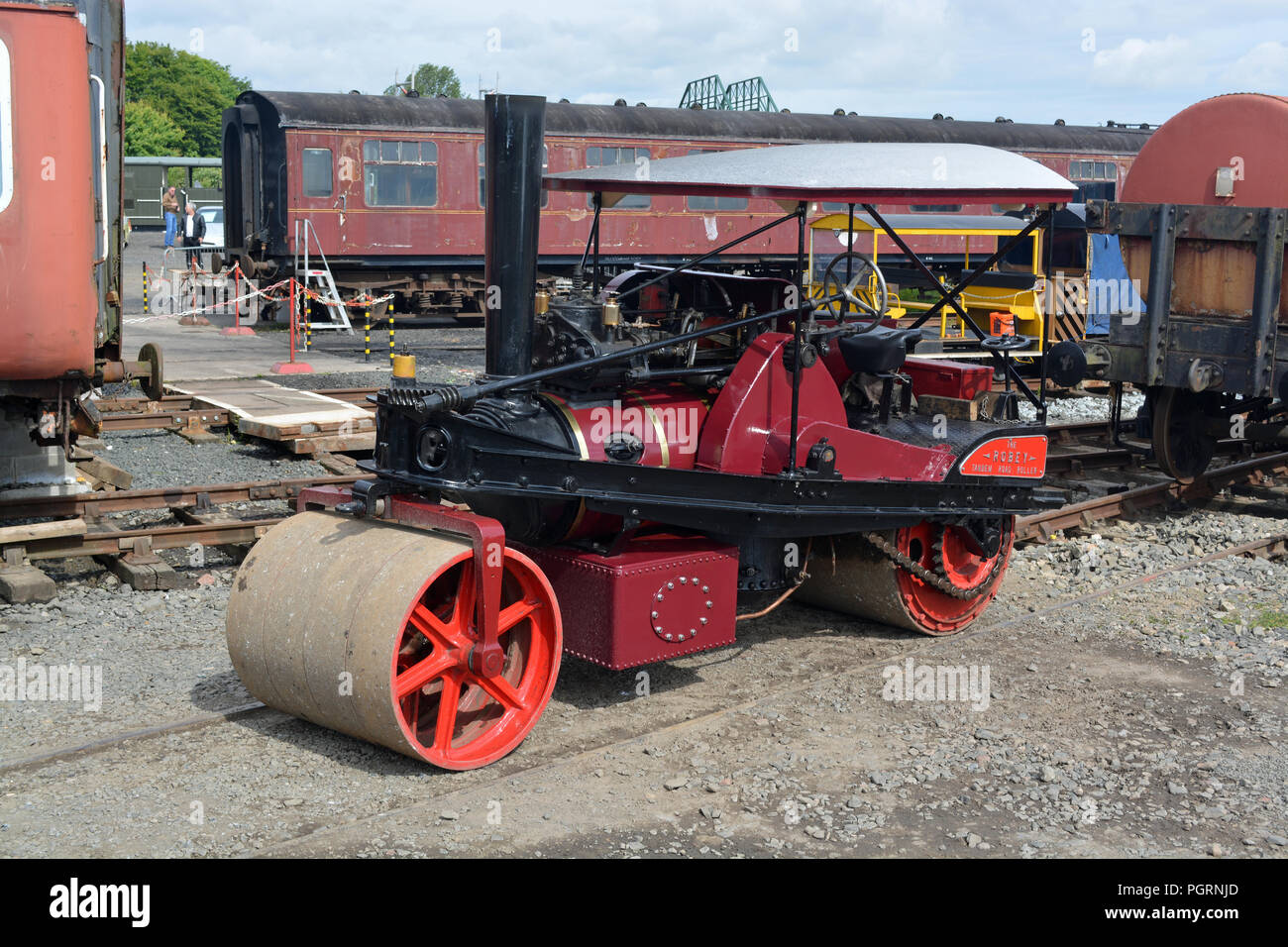 Steam roller hi-res stock photography and images - Alamy