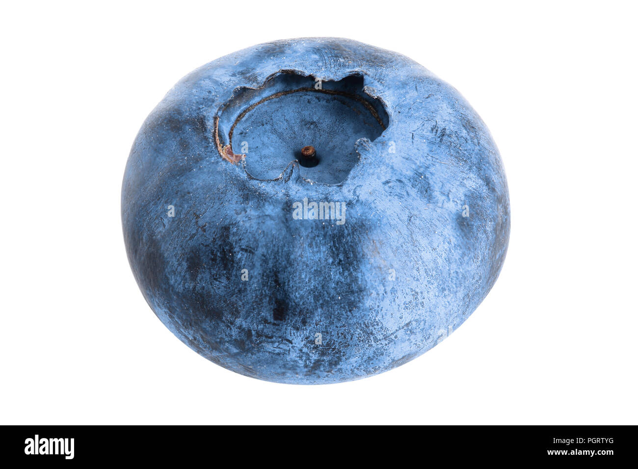 Single fresh blueberry isolated on white background Stock Photo - Alamy