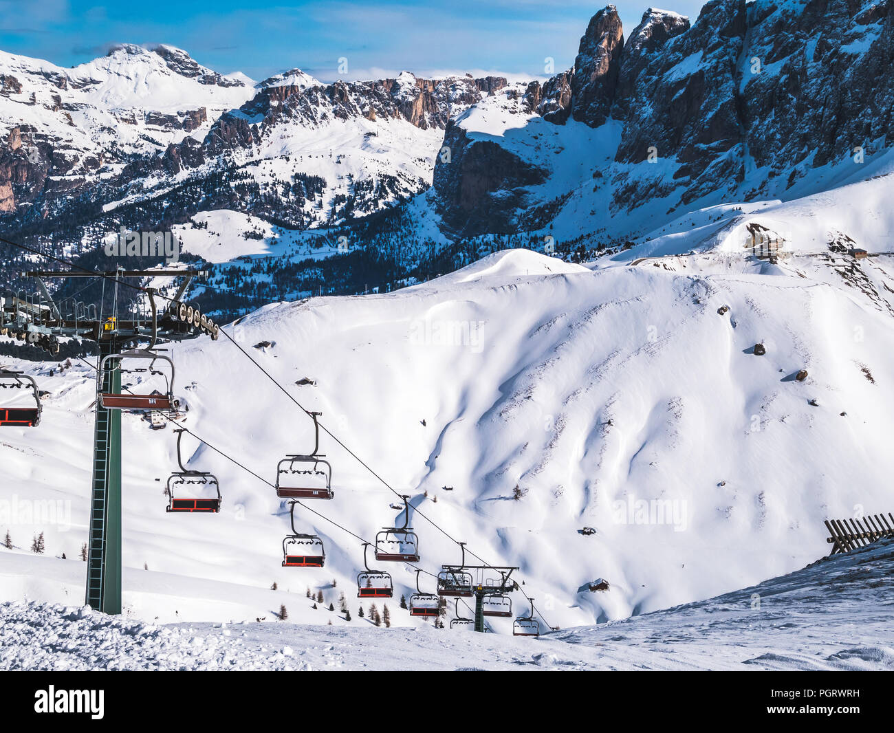 Canazei ski lift hi-res stock photography and images - Alamy