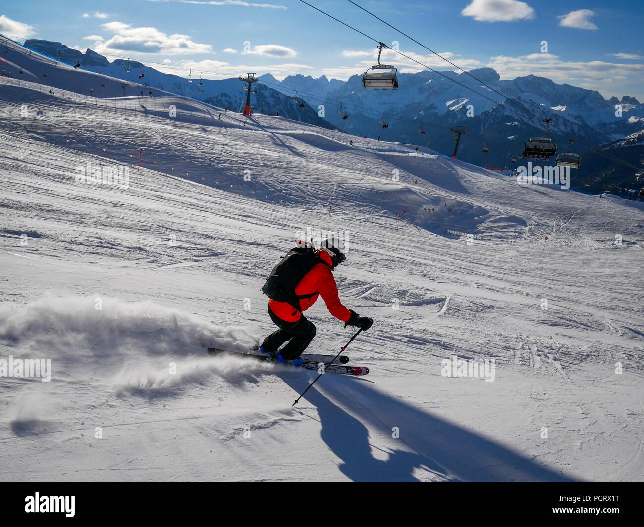 Skiier hi-res stock photography and images - Alamy