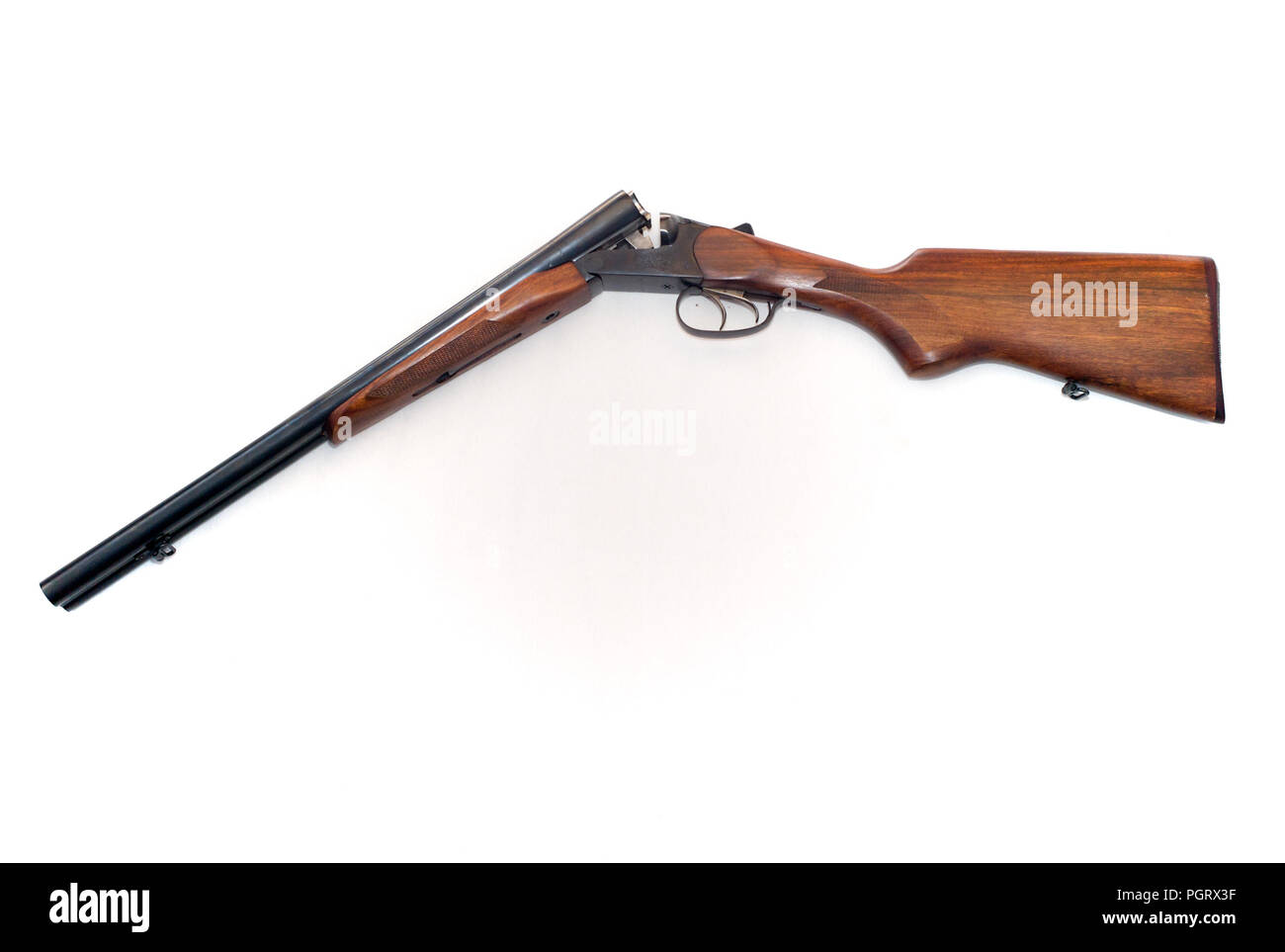 Double Barrel Shotgun with Open Breach Stock Photo - Alamy