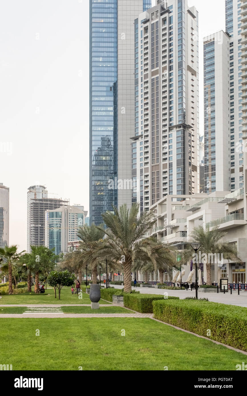 Bay Avenue in the Executive Towers residential development in Business ...