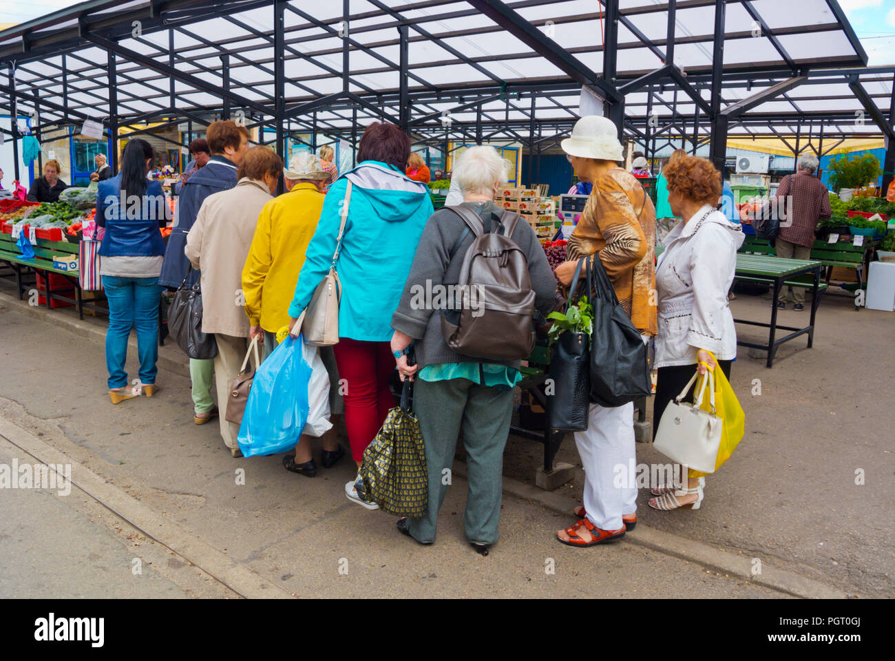 Queue to berry stall, Rigas centraltirgus, central market, Riga, Latvia ...